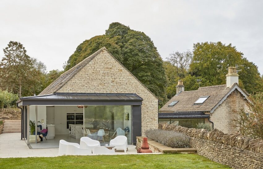 What are the pros and cons of zinc house extension? | Homegardensblog.com